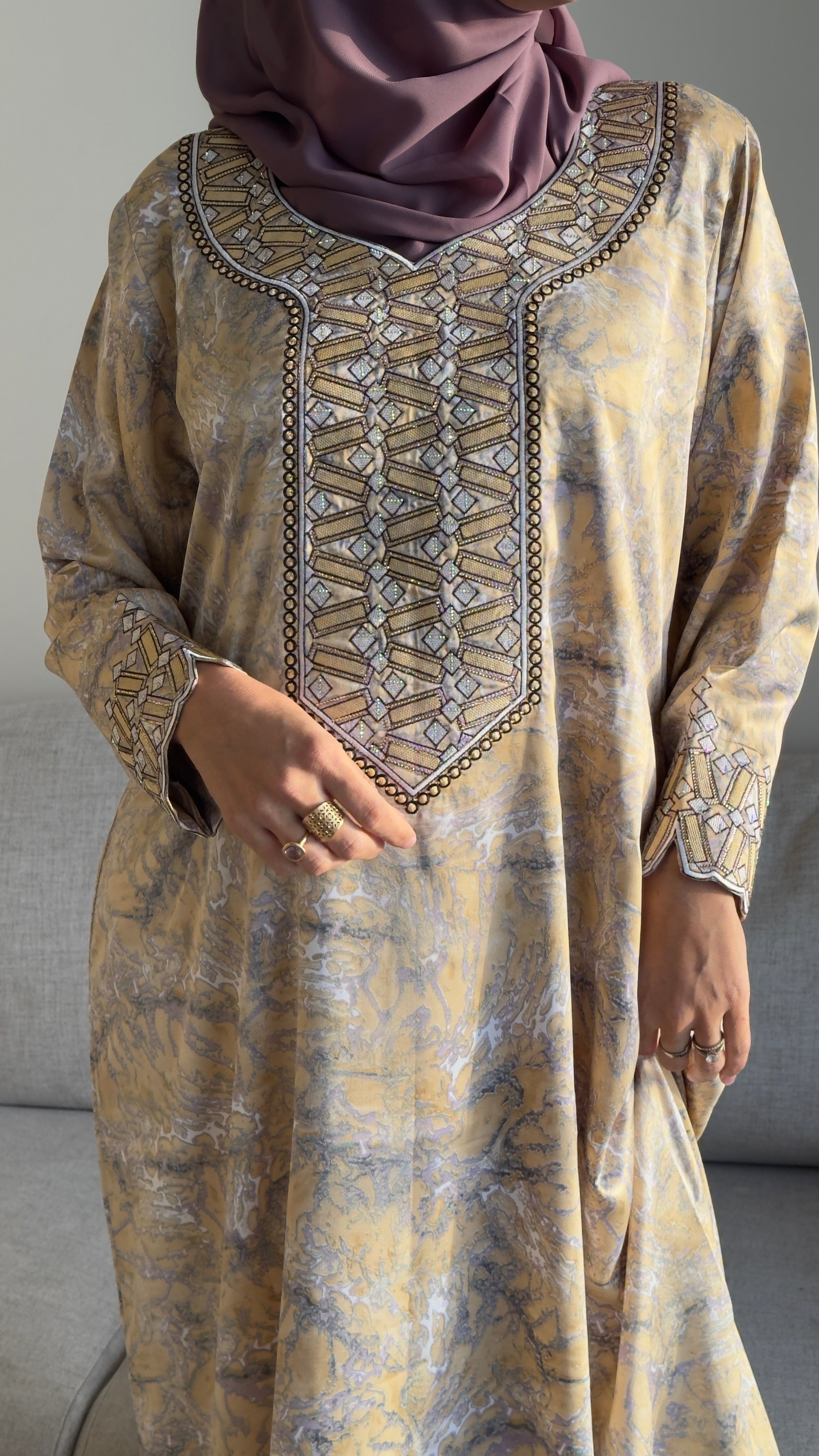 MAKHAWER Emirati N10 – el-assala-collection